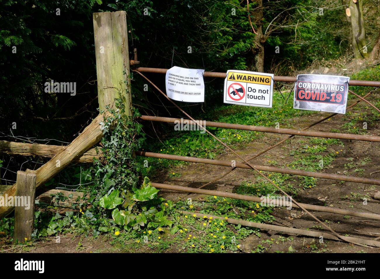06.04.20 - Covid-19 warning signs on a farmers gate, Machen Mountain ...