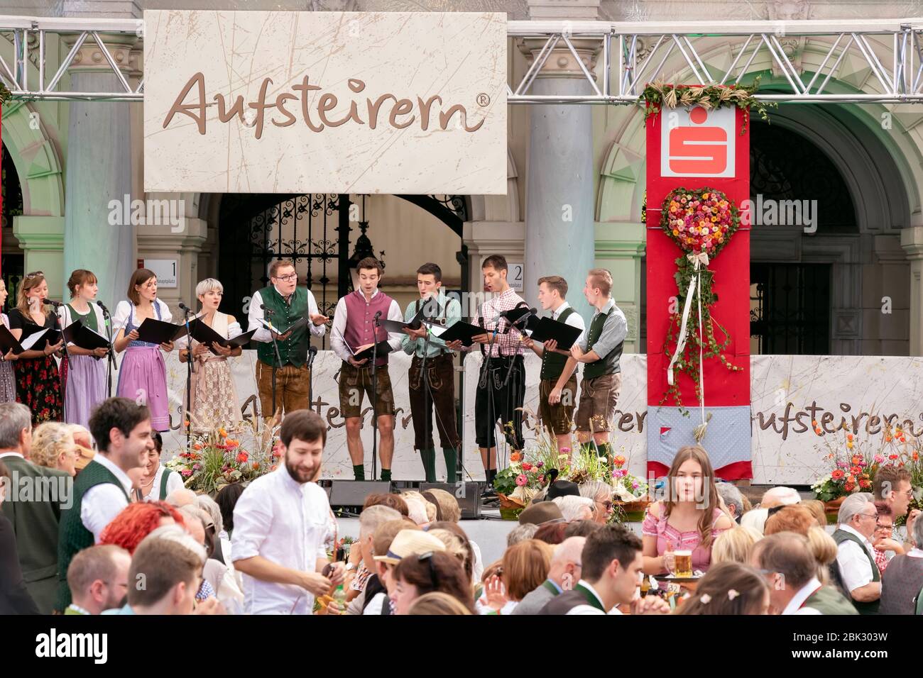 Graz/Austria - September 2019: annual autumn festival of Styrian folk ...