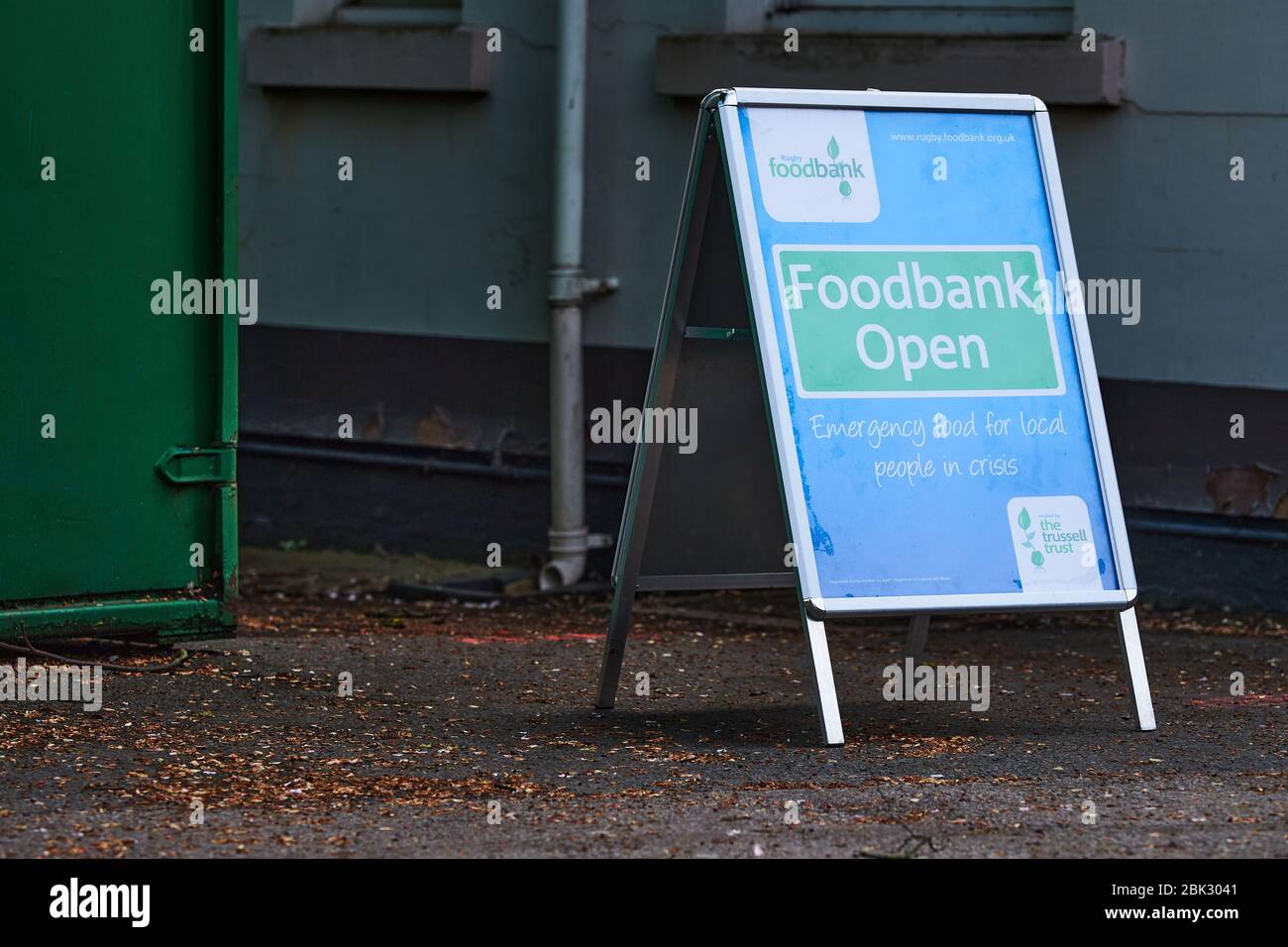 Foodbank sign hi-res stock photography and images - Alamy