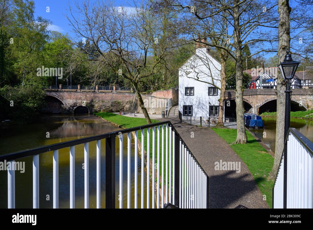 Alphabet Bridge - The Delph and Nailmakers Cottage, Worsley, Salford ...