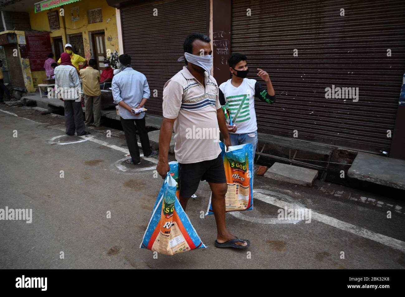 Free ration hi-res stock photography and images - Alamy