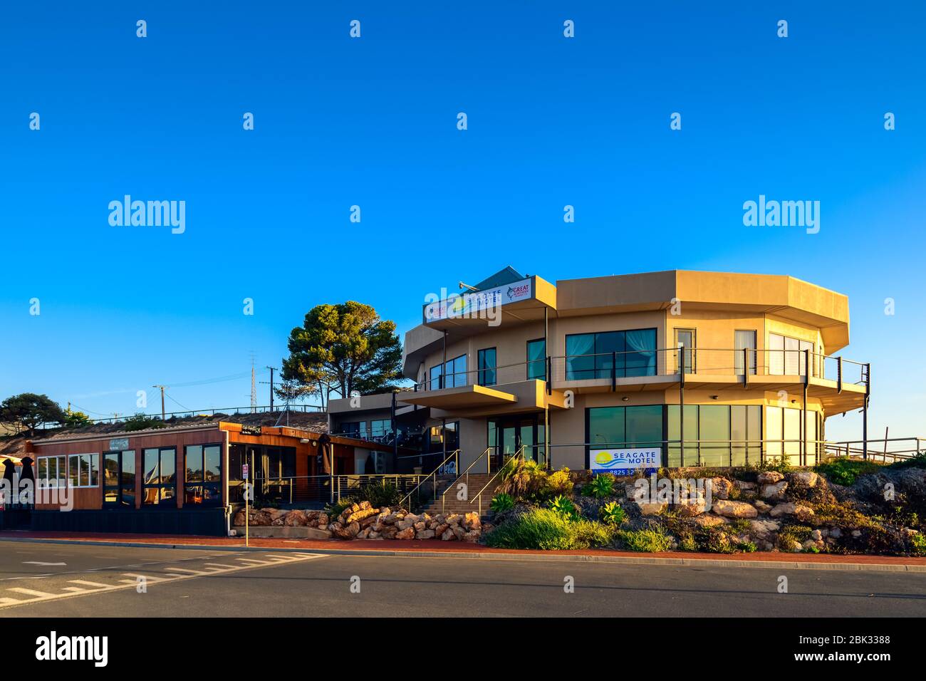 Moonta, South Australia - October 26, 2019: Seagate Motel main entrance ...