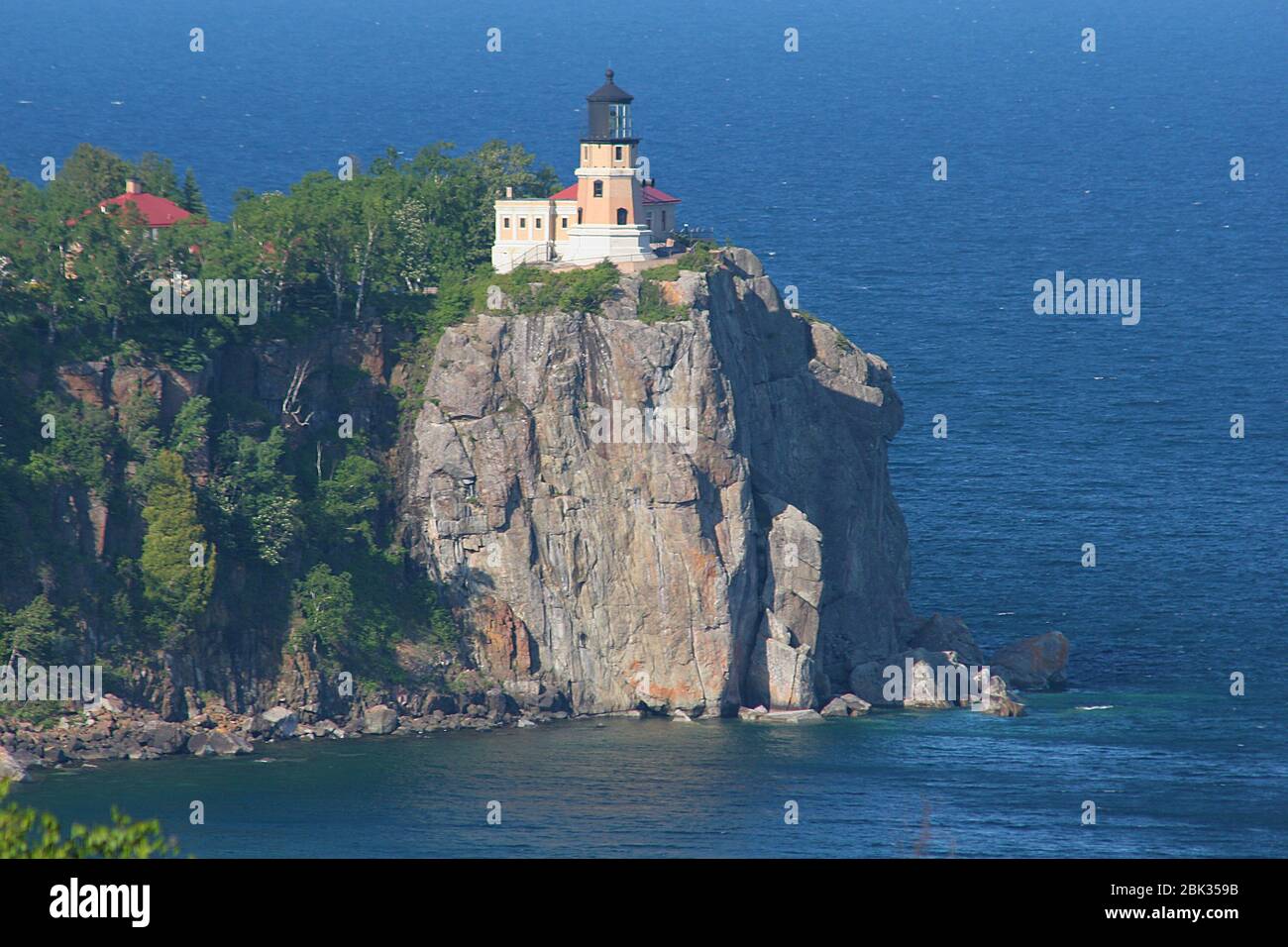 Split Rock Lighthouse on a cliff along Lake Superior Stock Photo - Alamy