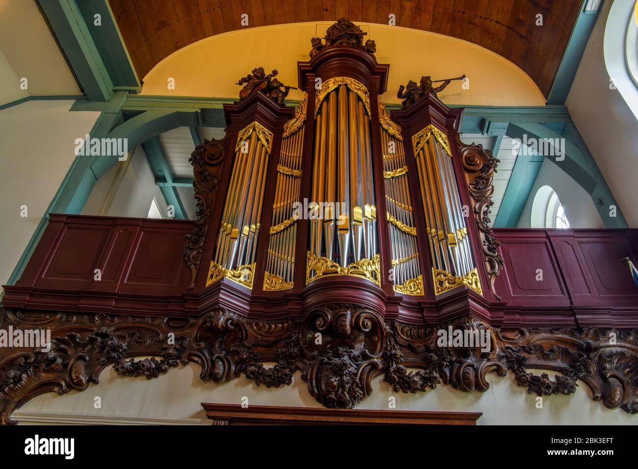 Antique pipe organ hi-res stock photography and images - Alamy