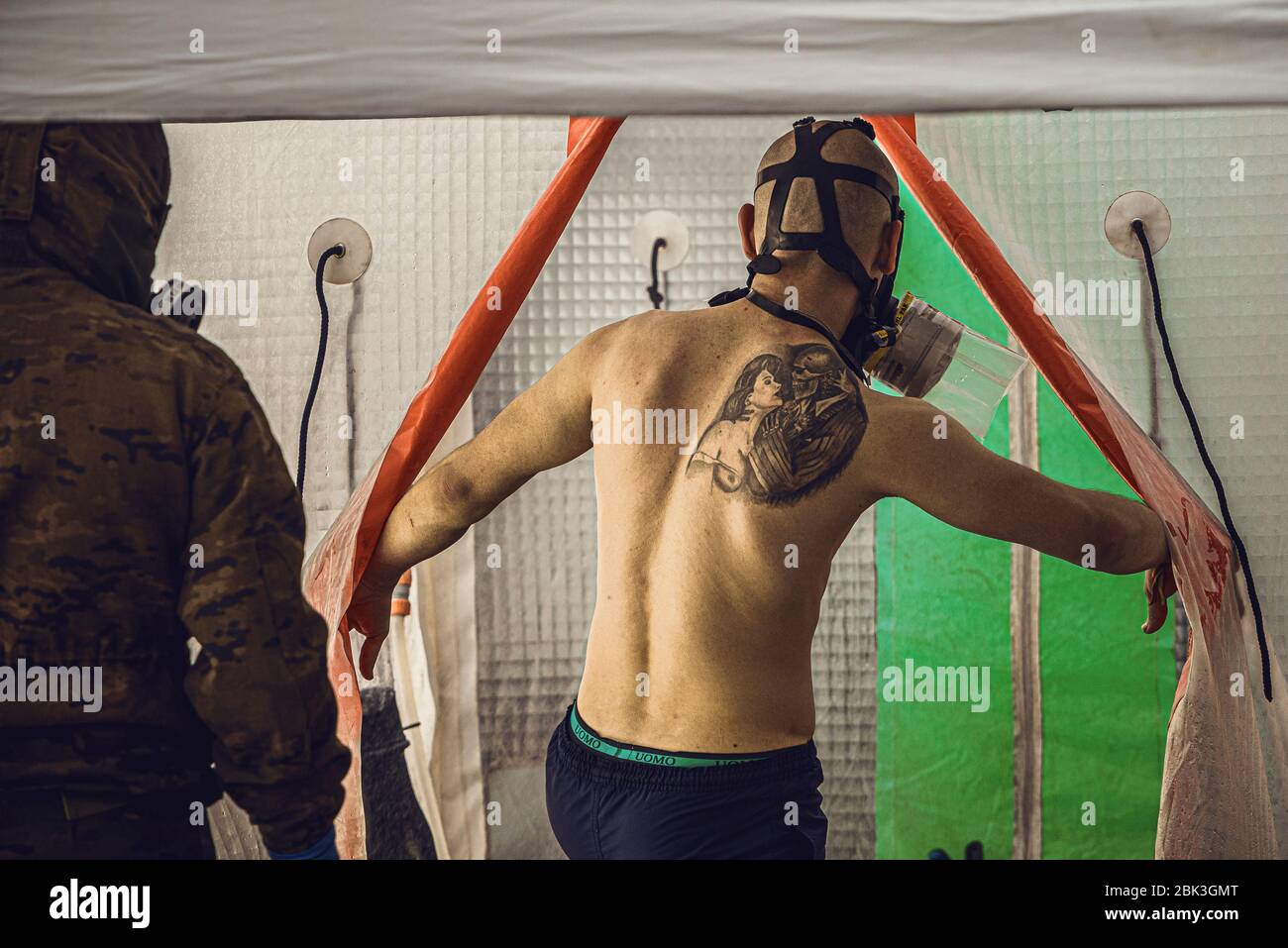 Army shower hi-res stock photography and images - Alamy