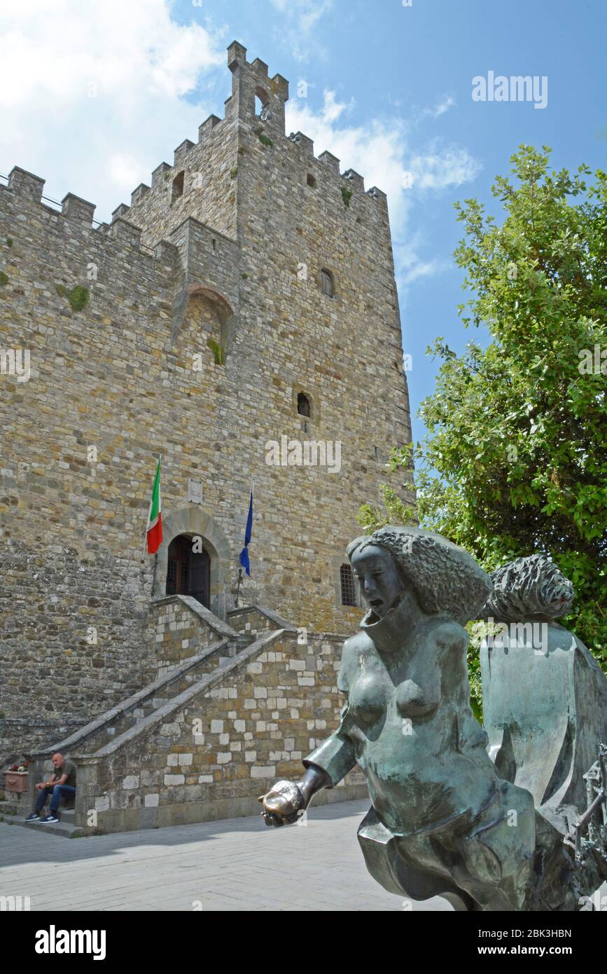 Castellina in chianti tuscany italy hi-res stock photography and images ...