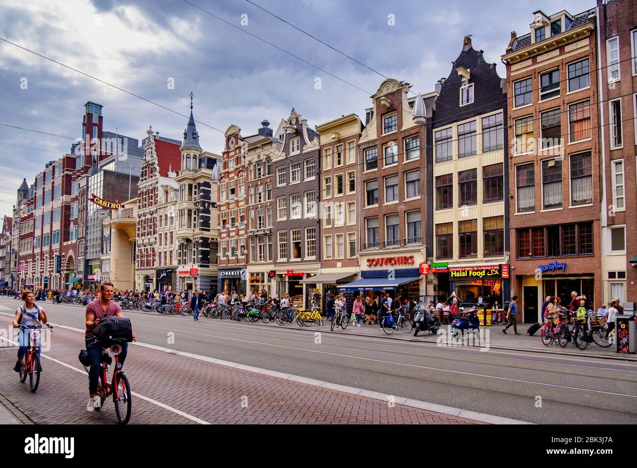 Amsterdam / Netherlands - October 15th 2018: Street scene in Amsterdam ...