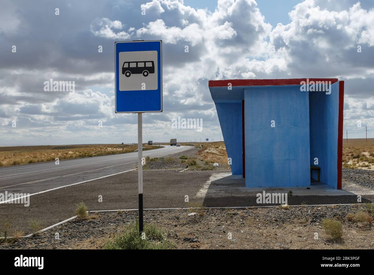 Bus stop sign bench hi-res stock photography and images - Alamy