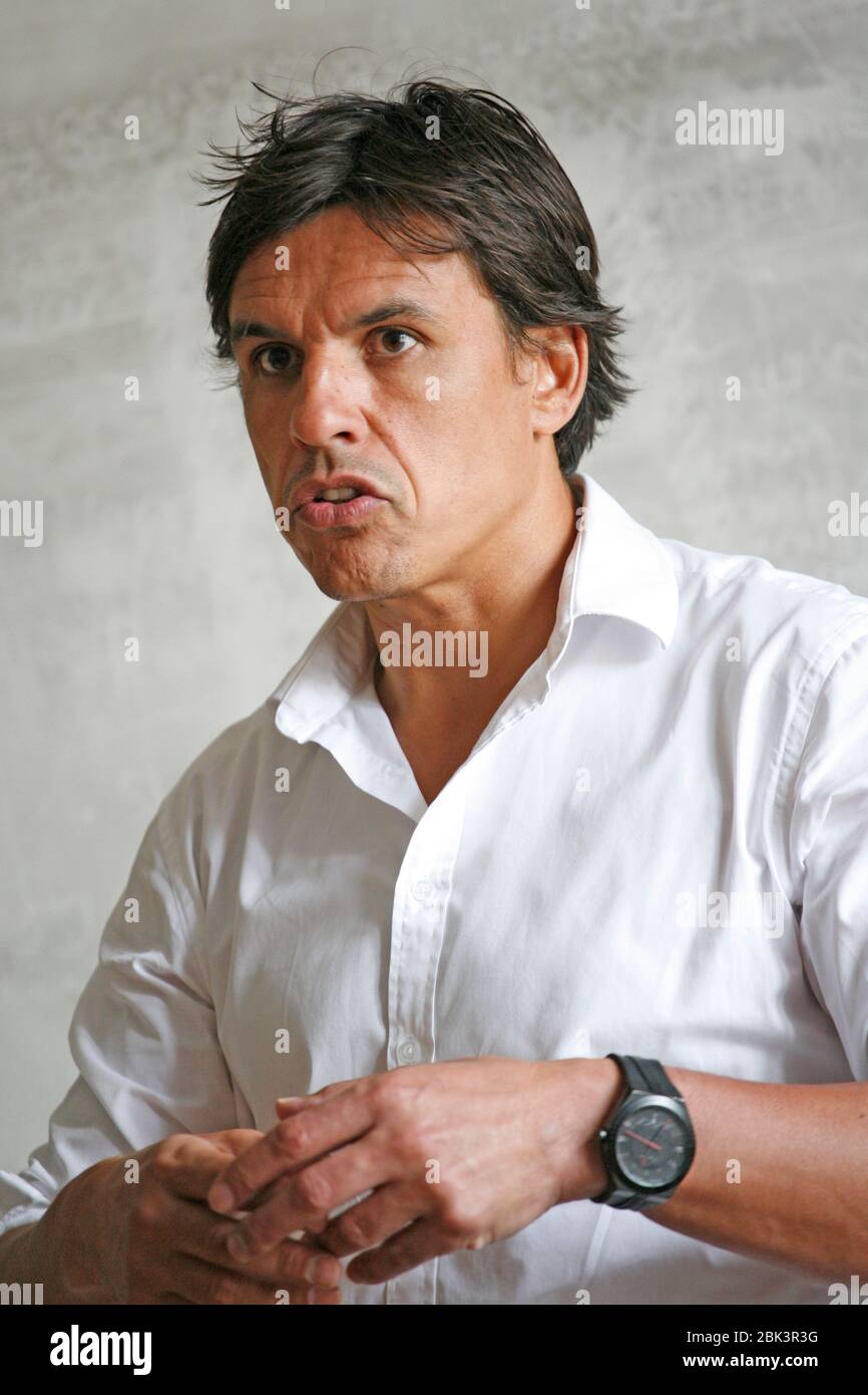 Chris coleman football player hi-res stock photography and images - Alamy