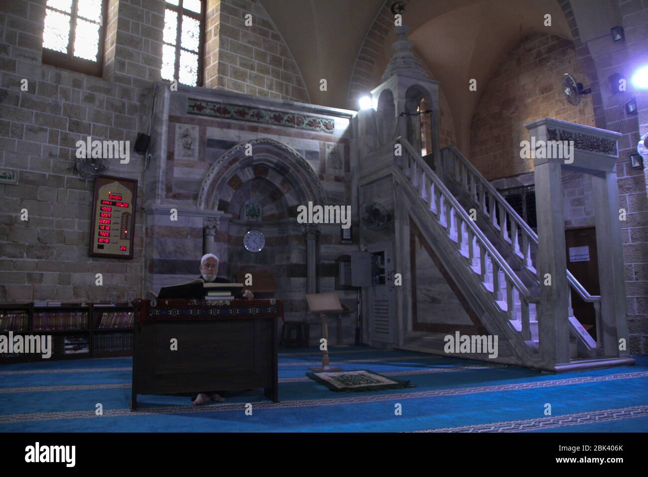 The great omari mosque in gaza hi-res stock photography and images - Alamy