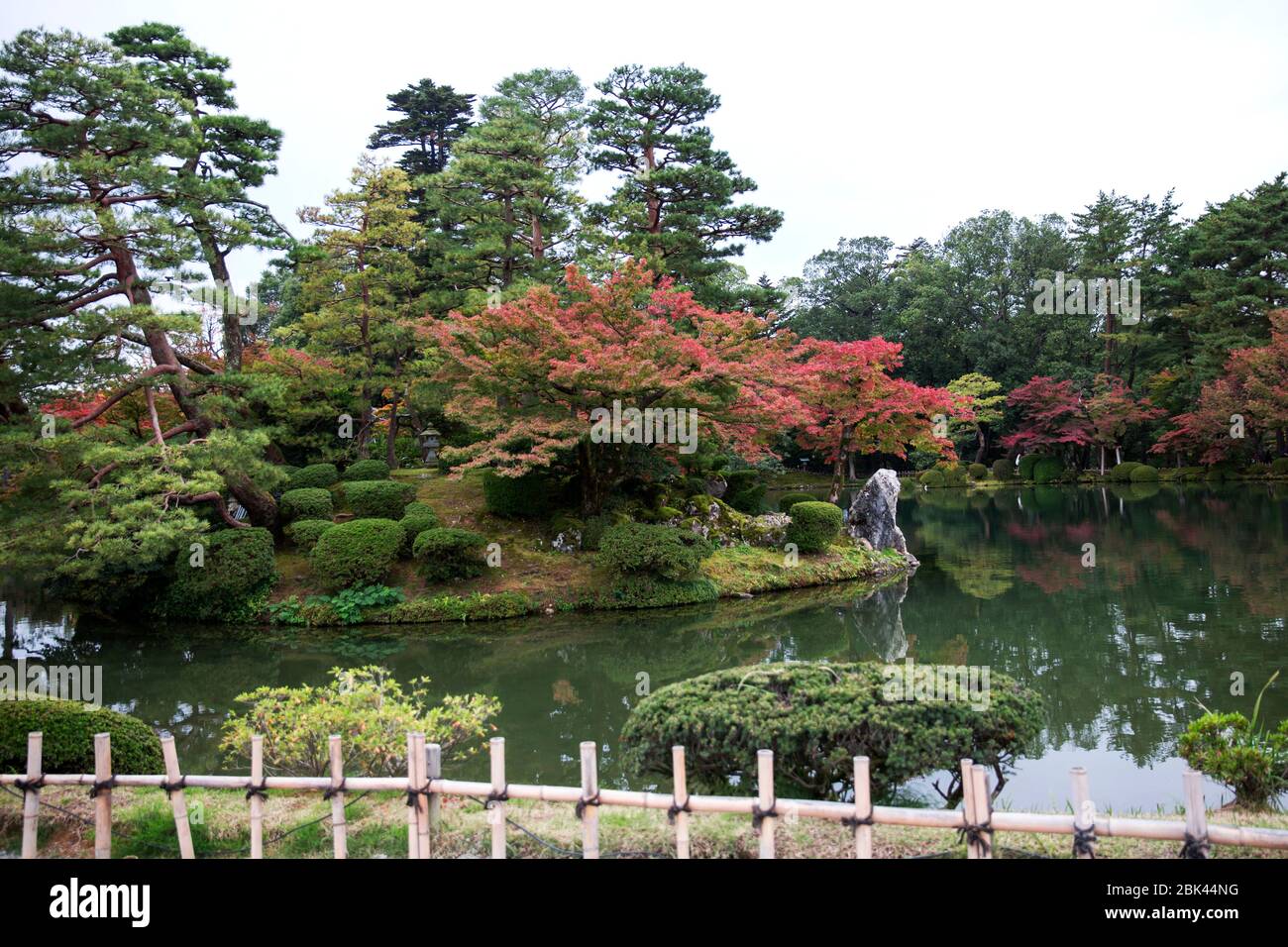 Fall at Kenrokuen in Ishikawa, Japan Stock Photo - Alamy
