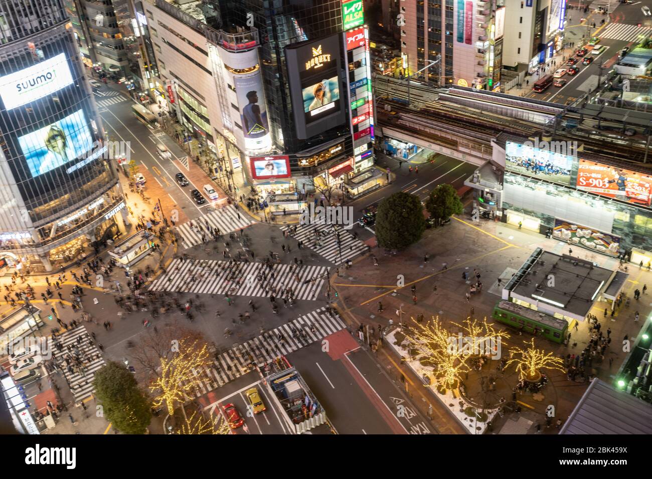 Aerial view crossing famous shibuya hi-res stock photography and images - Alamy