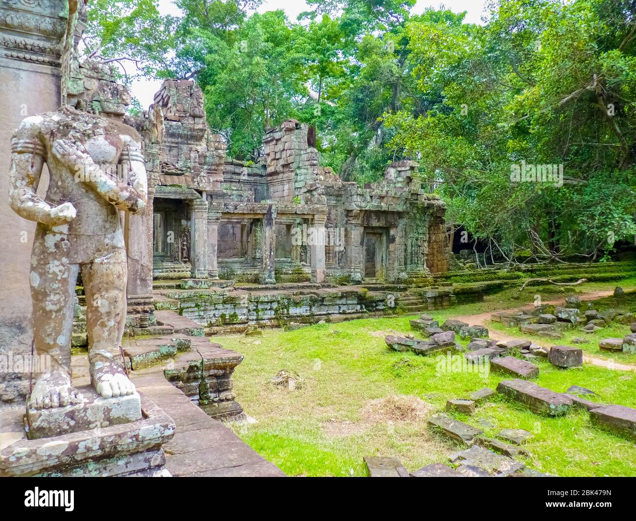 Construction of angkor wat temple hi-res stock photography and images ...