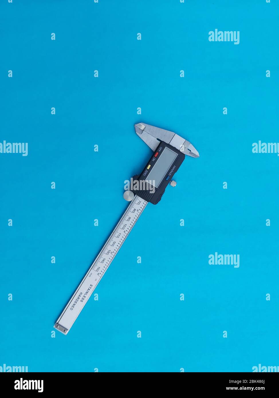 Using vernier caliper hi-res stock photography and images - Alamy