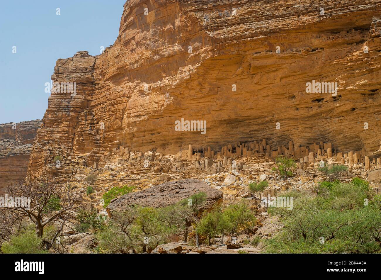 Dogon tribe hi-res stock photography and images - Alamy