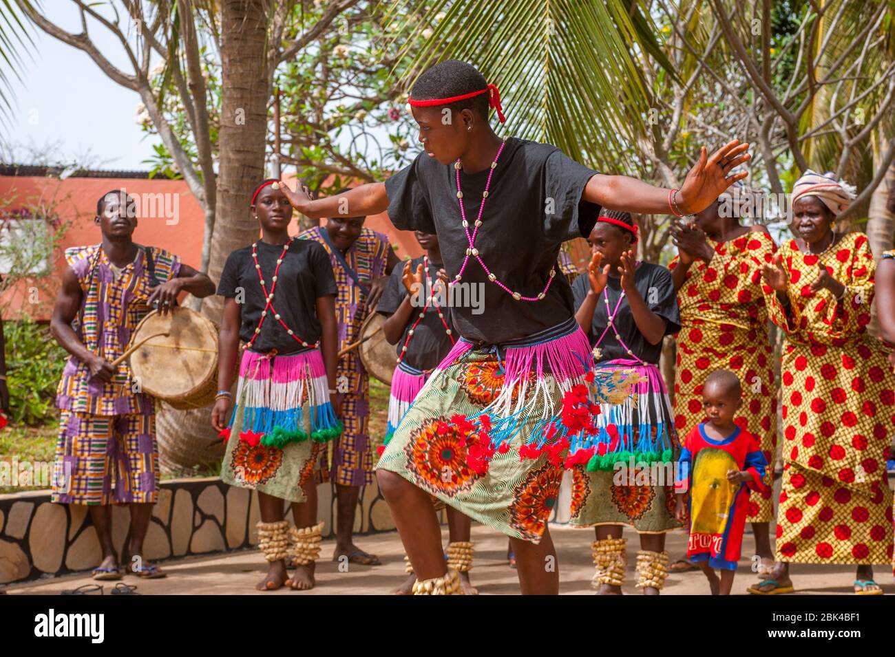 Traditional dances of benin hi-res stock photography and images - Alamy