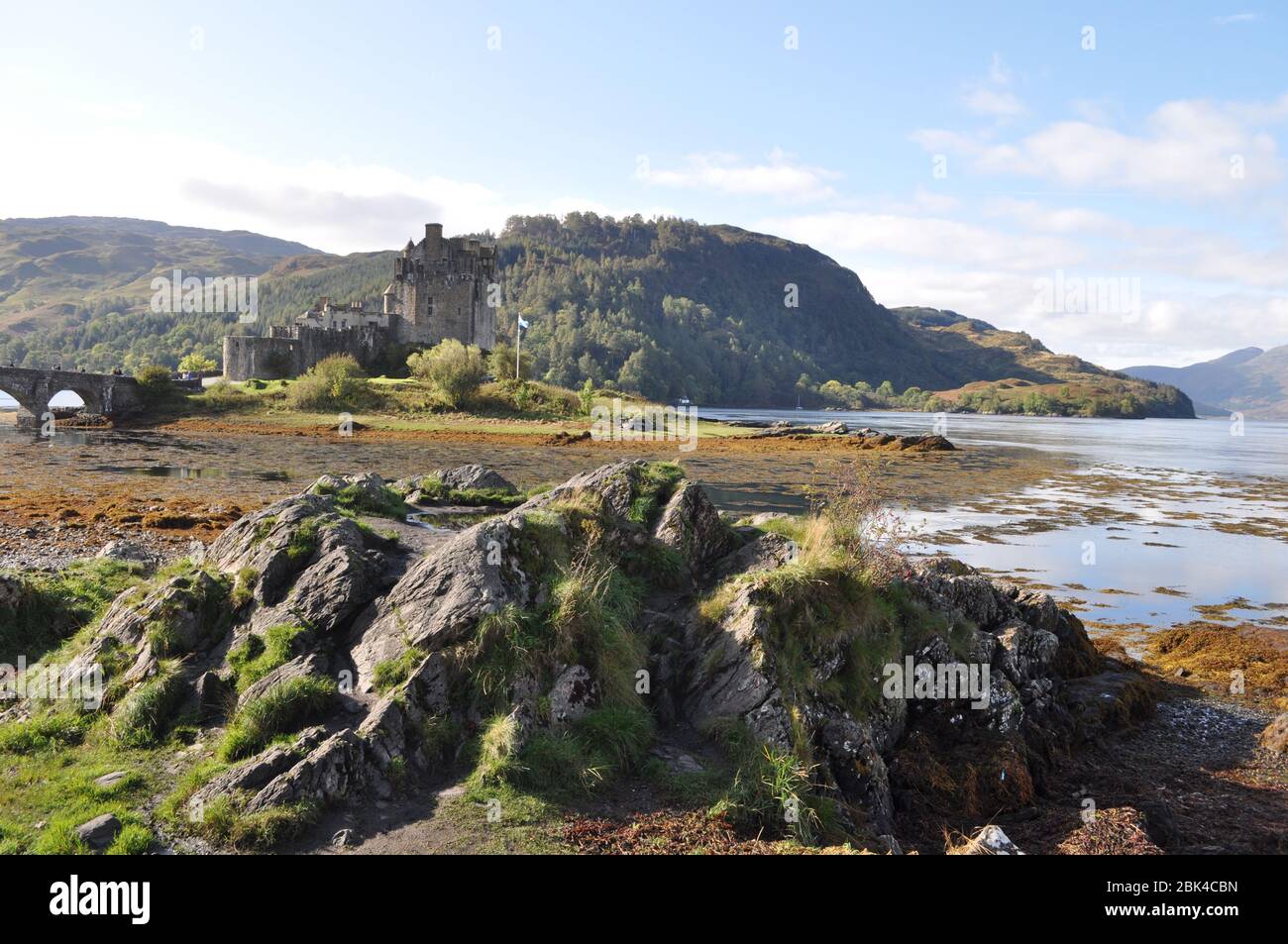 Eileen Donan Castle at the Junction of Loch Duich, Loch Long and Loch ...