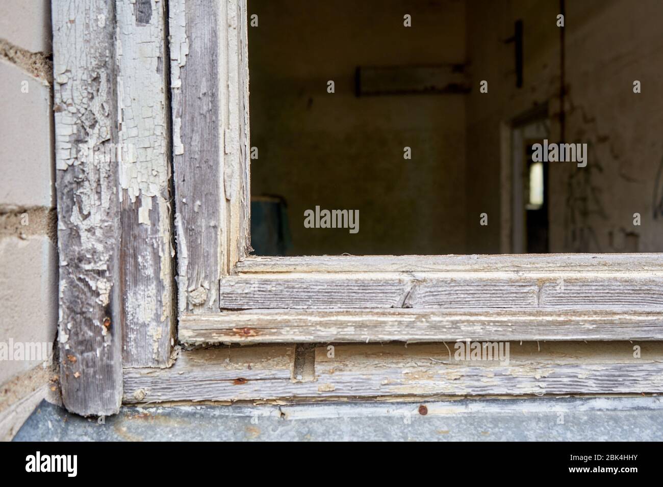Old wooden window without the glass Stock Photo - Alamy
