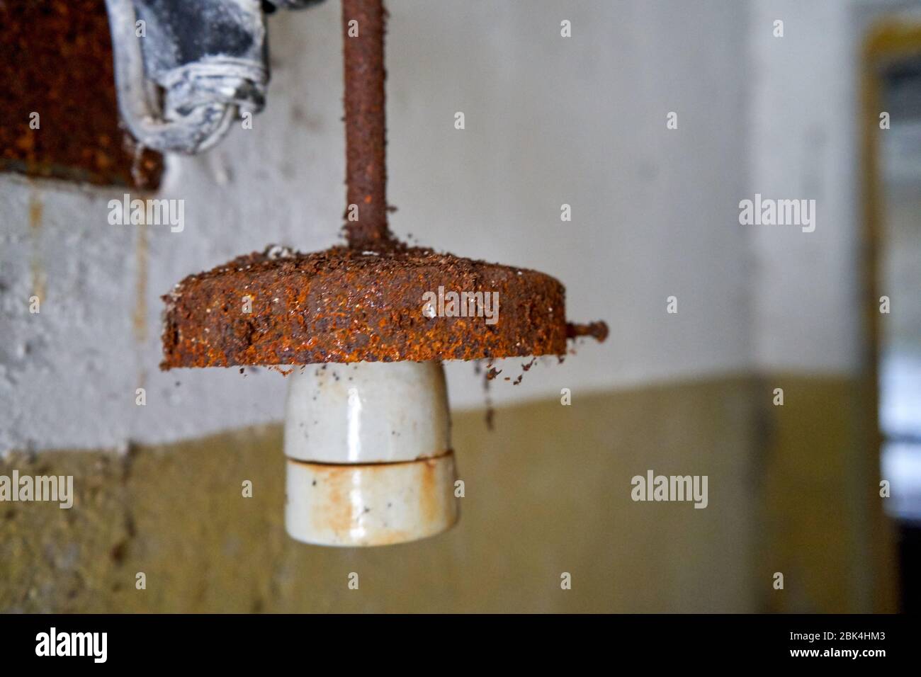 Lamp holder hi-res stock photography and images - Alamy
