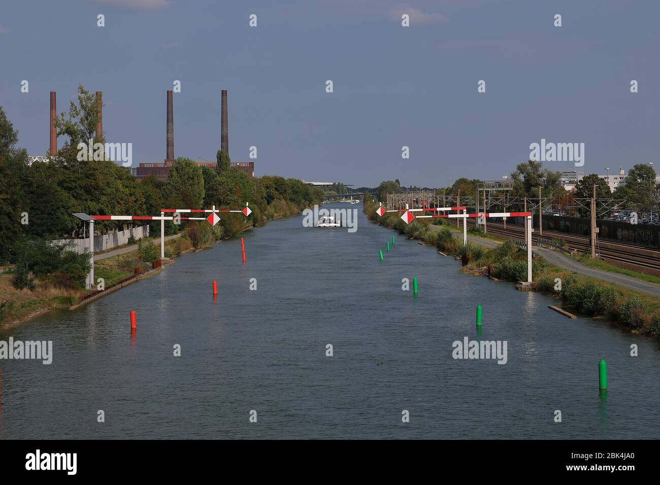 Waterway pathway hi-res stock photography and images - Alamy