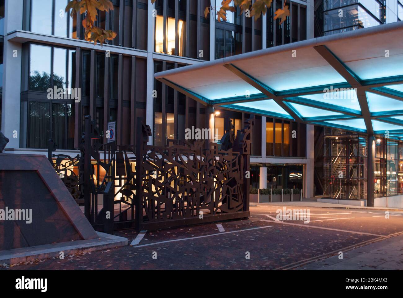 Modern Apartments Luxury Residential Under Construction One Hyde Park ...