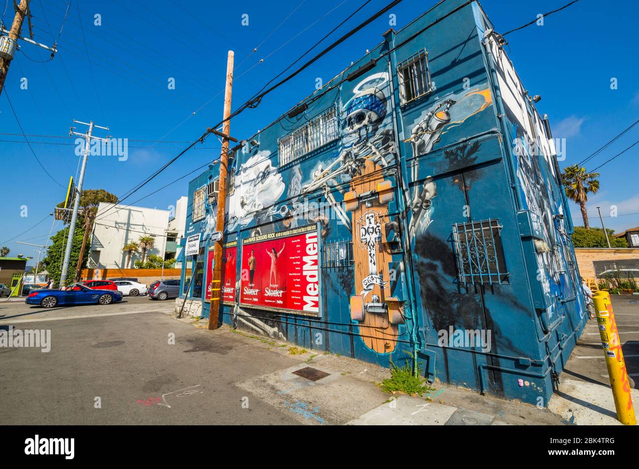View of colourful shack in Venice Beach, Santa Monica, Los Angeles ...
