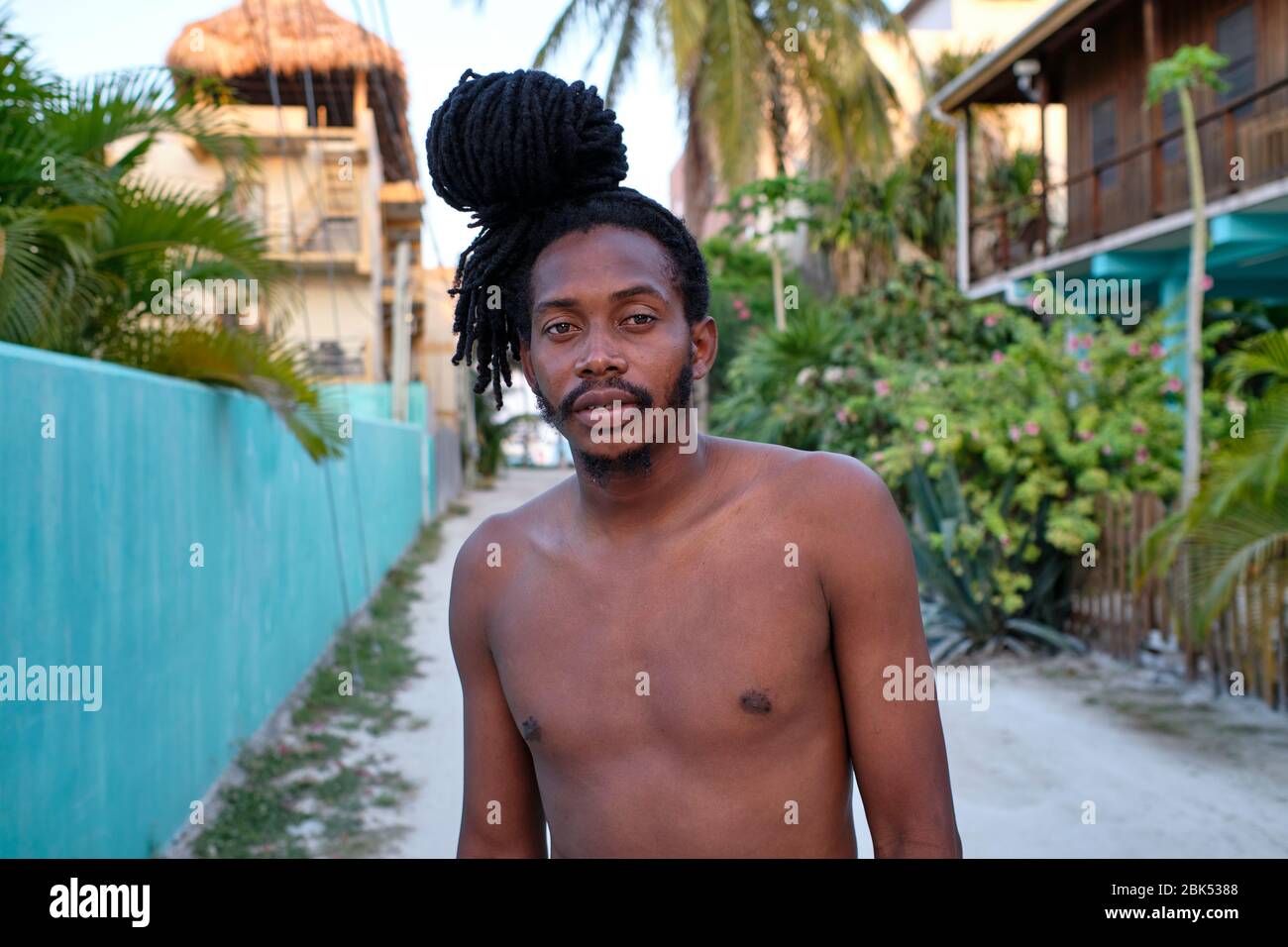 Portrait of a local Belizean man with dreadlocks Stock Photo - Alamy