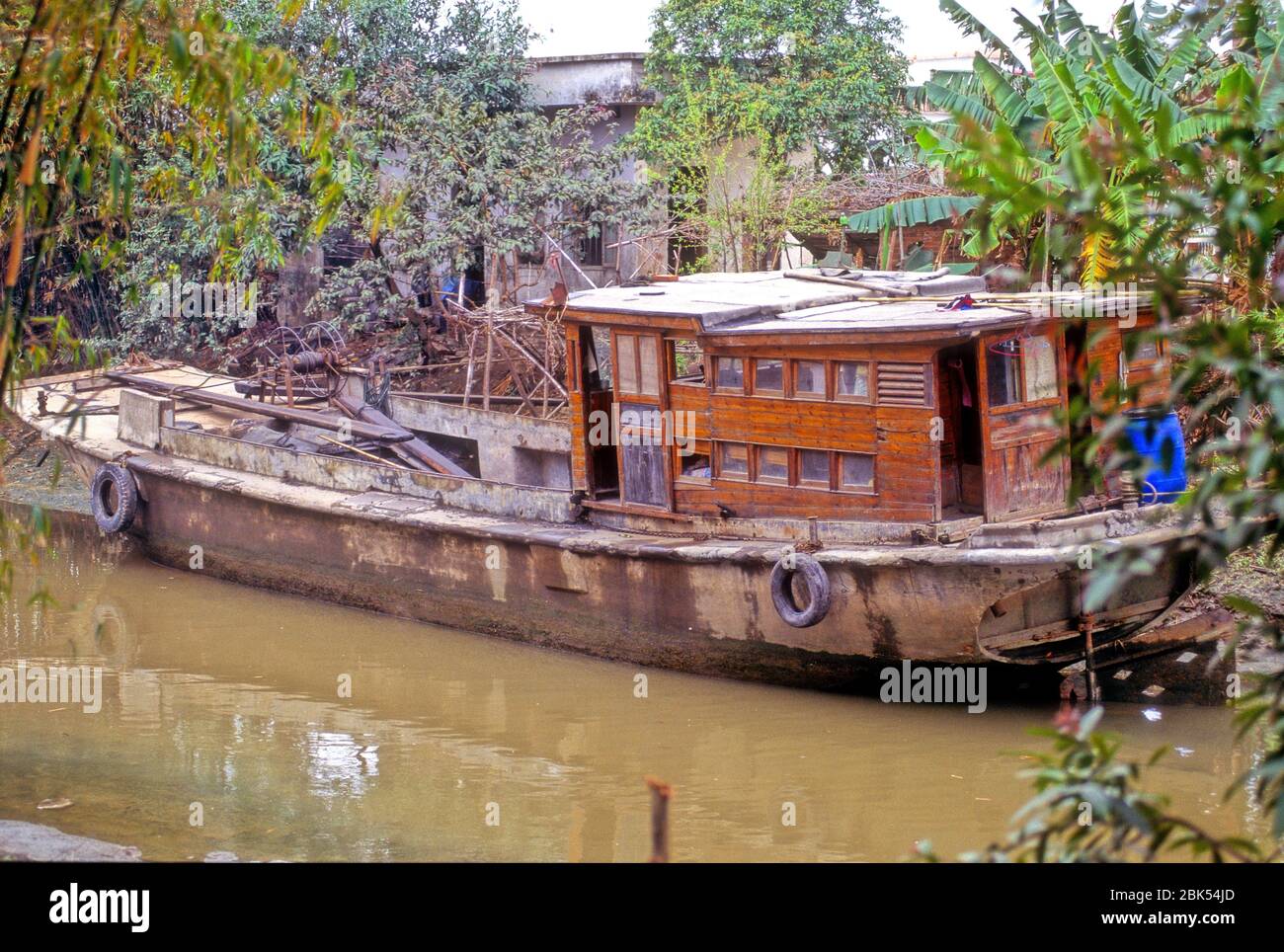 Traditional Boat House High Resolution Stock Photography and Images - Alamy