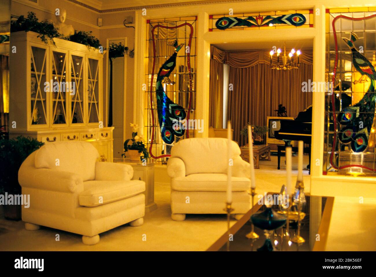 Elvis Presley's Graceland in Memphis, TN. October 8, 1994. Credit ...