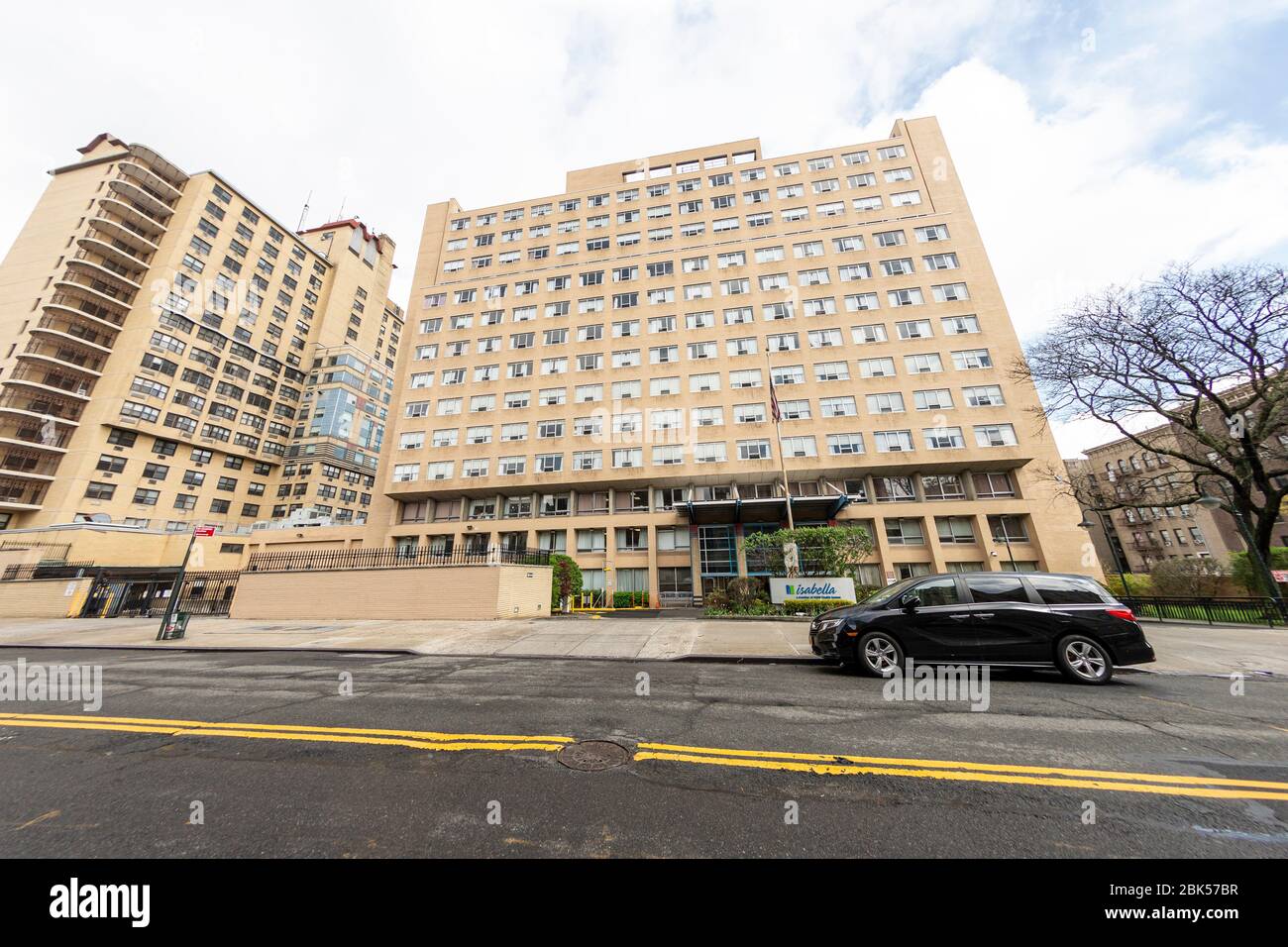 New York, NY - May 1, 2020: View of Isabella Geriatric Center nursing ...