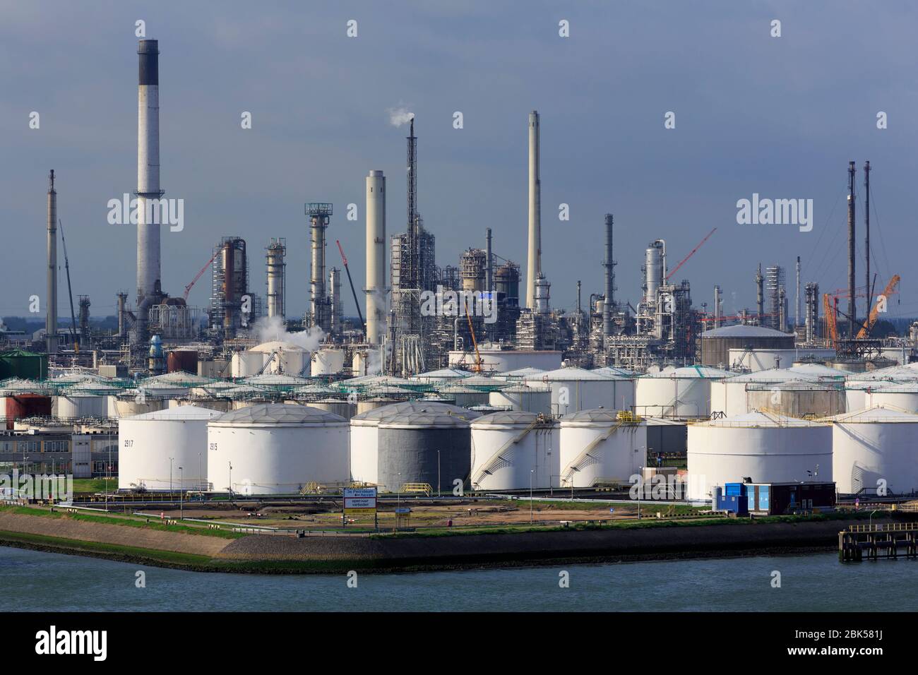Oil Refinery, Rotterdam, Netherlands, Europe Stock Photo - Alamy