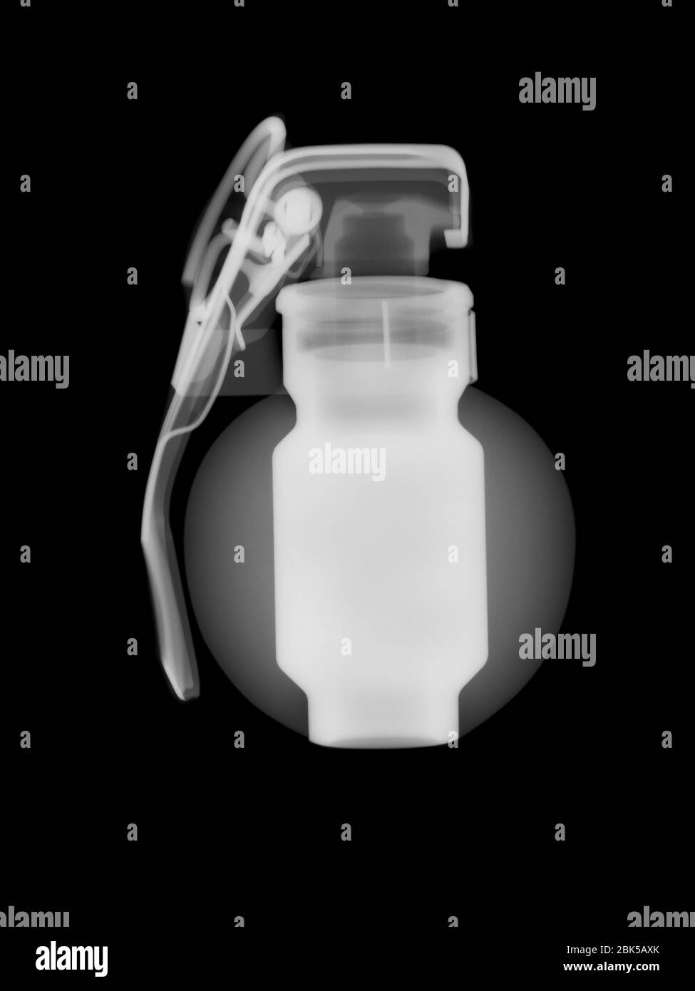 Grenade hi-res stock photography and images - Alamy