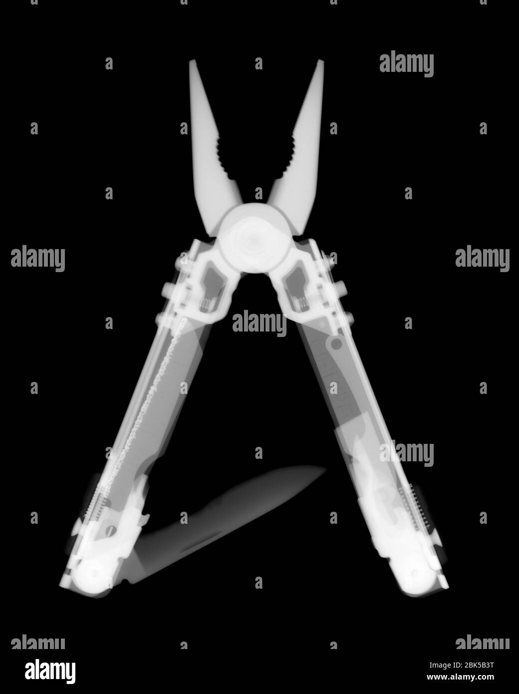X ray knife hi-res stock photography and images - Alamy