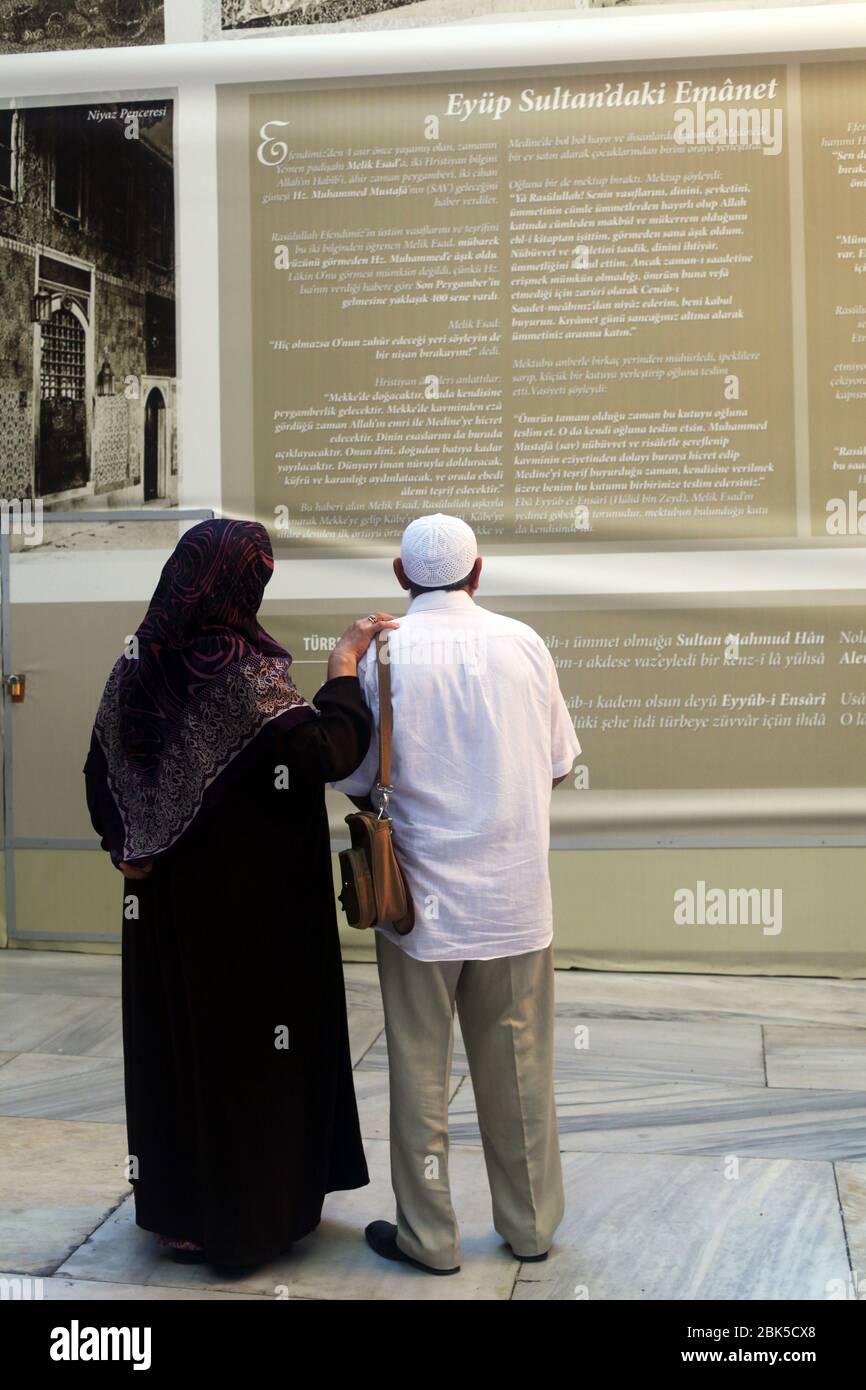 Turkish couple istanbul hi-res stock photography and images - Alamy