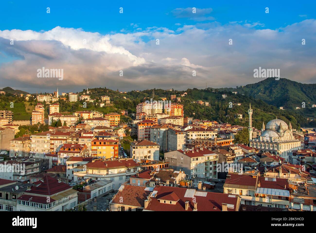 Mosque pathway hi-res stock photography and images - Alamy