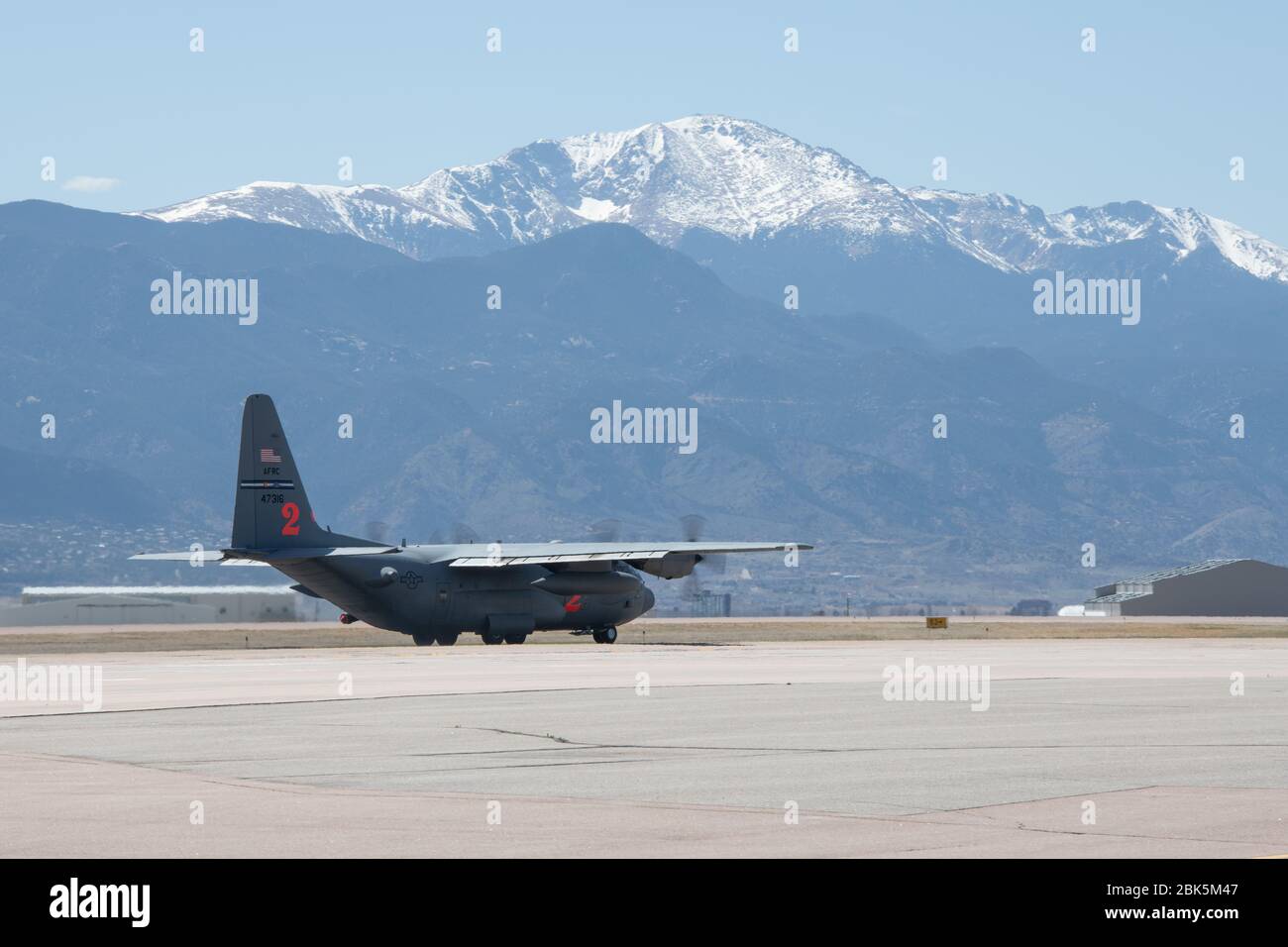 302nd airlift wing hi-res stock photography and images - Alamy