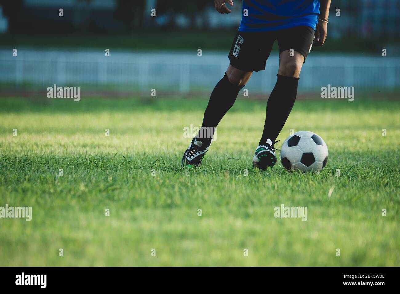 Sport action arena asian attack hi-res stock photography and images - Alamy