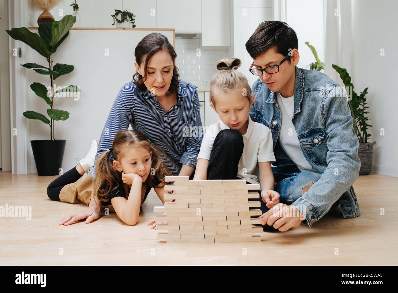 Muscle control hi-res stock photography and images - Alamy