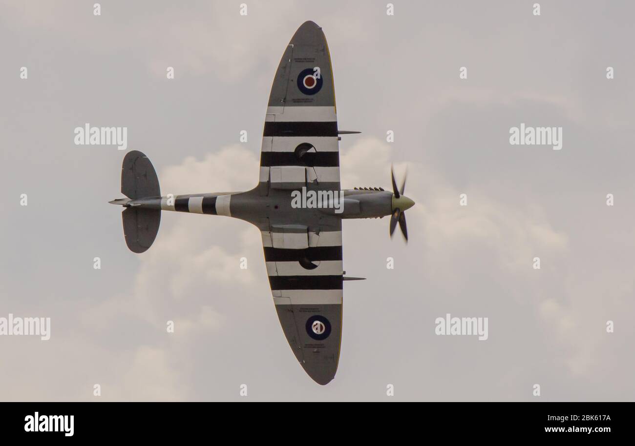 Spitfire weapon hi-res stock photography and images - Alamy