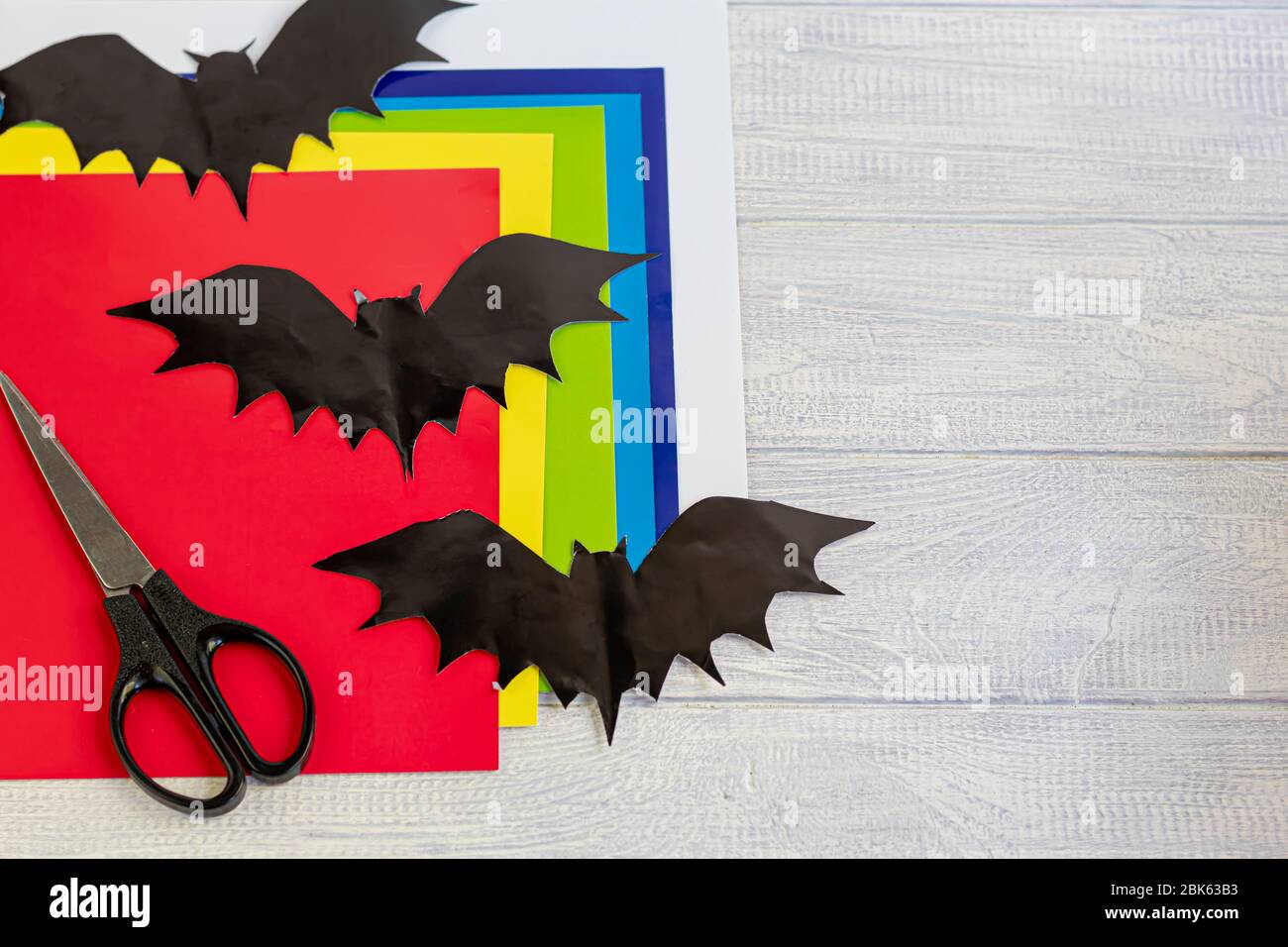 Handmade crafts. Creative activities for children on vacation and in ...
