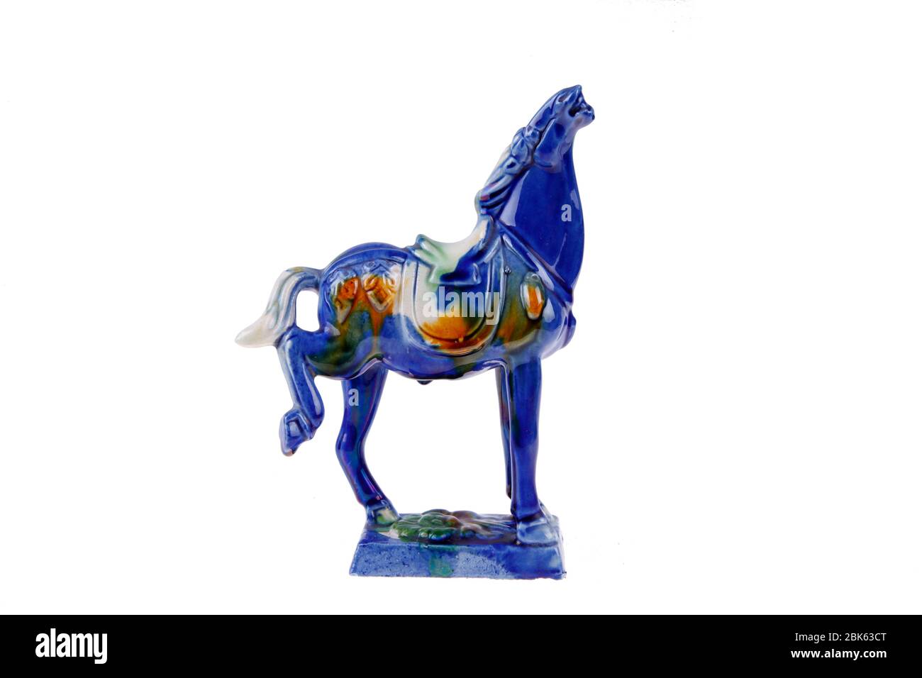 China's Tang three - color glaze horses are famous for their perfect ...