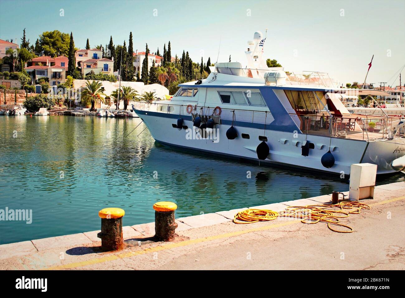 Spetses vacations hi-res stock photography and images - Alamy