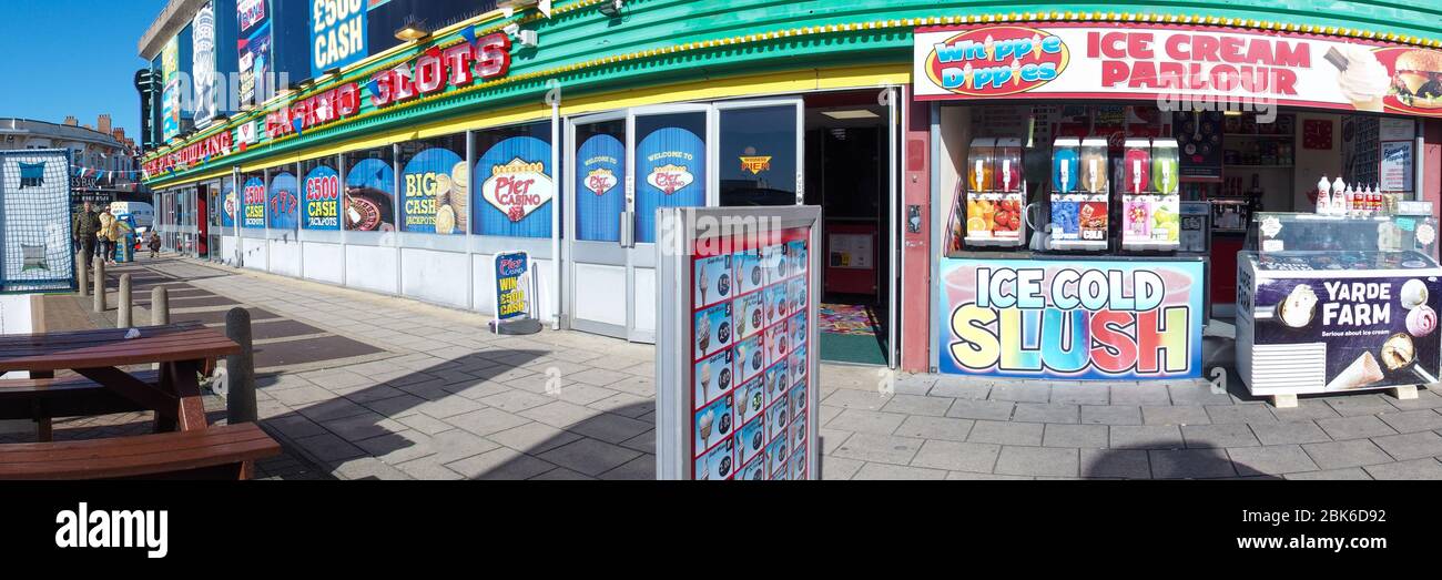 Amusement Arcade, Skegness Stock Photo - Alamy