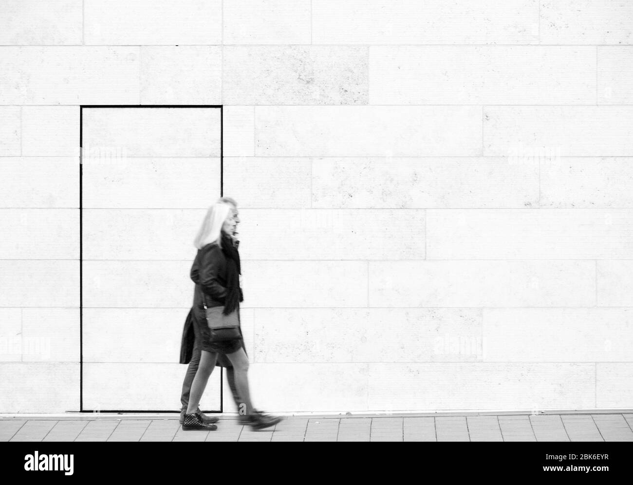 Outside wall Black and White Stock Photos & Images - Alamy