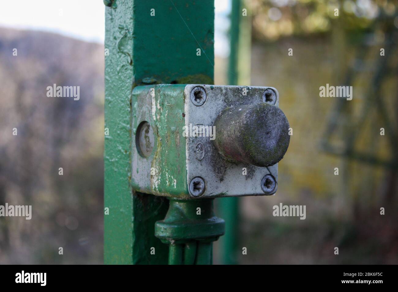 Old emergency stop button hi-res stock photography and images - Alamy