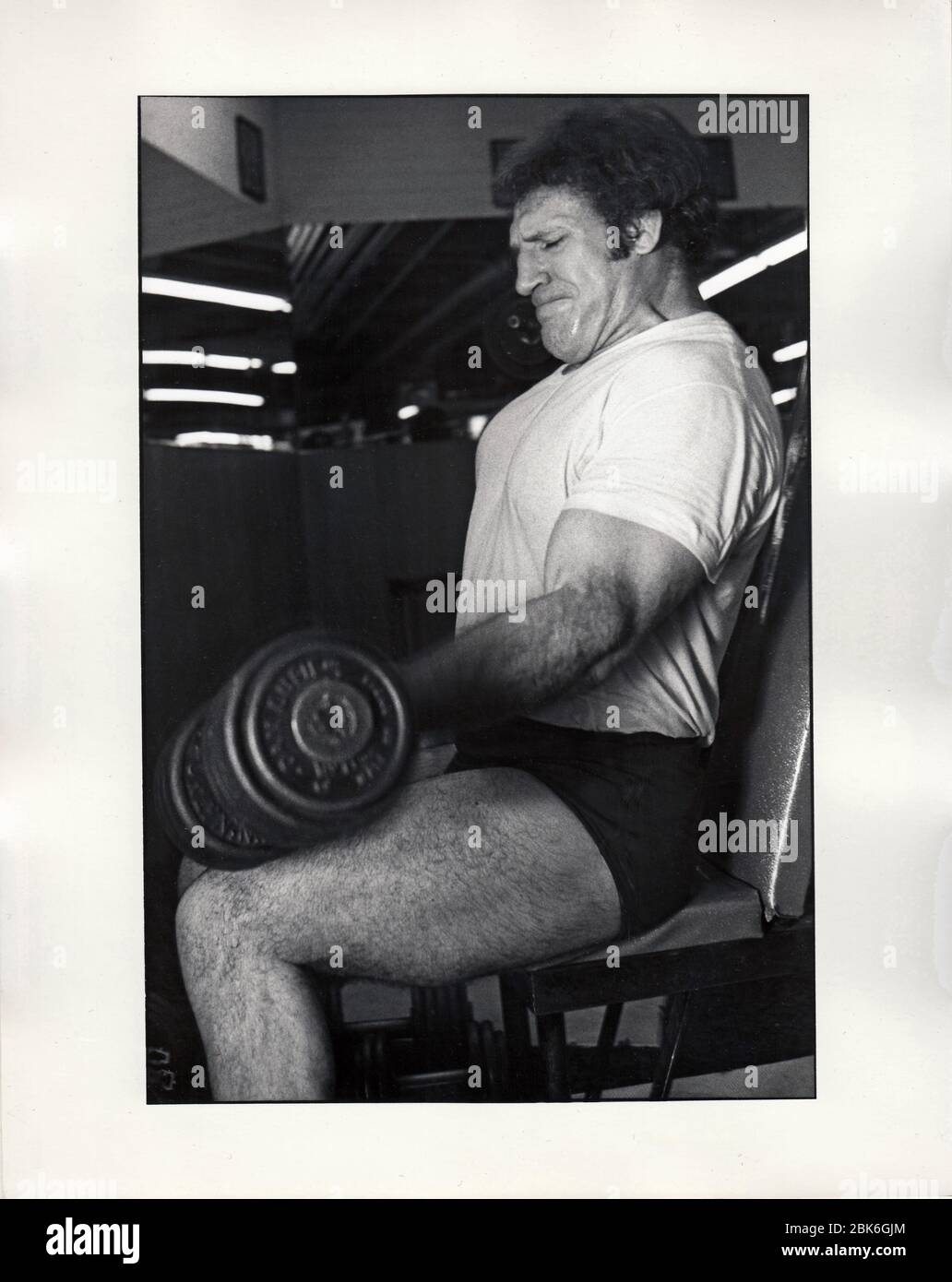 Former World Wrestling champion Bruno Sammartino curls very heavy ...