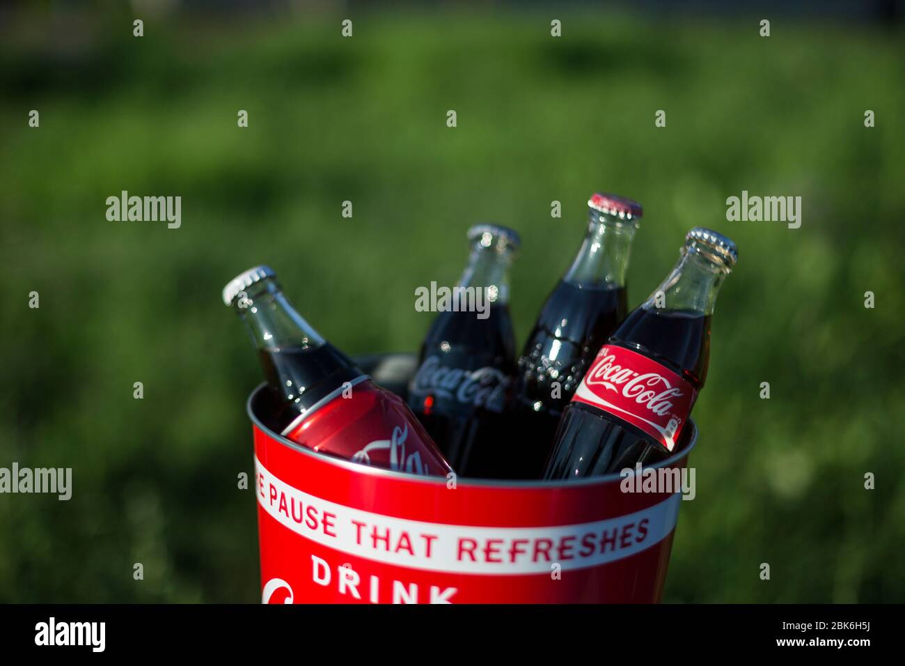 Green coke bottles hi-res stock photography and images - Alamy