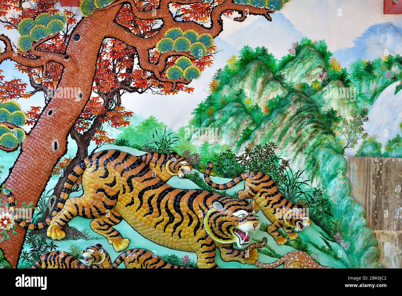 Chinese style painting on wall Stock Photo - Alamy