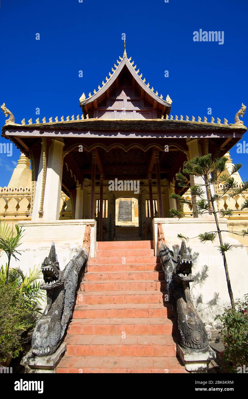 Lao temple hi-res stock photography and images - Alamy