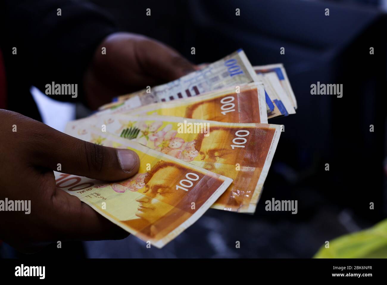 Shekel Banknotes High Resolution Stock Photography and Images - Alamy